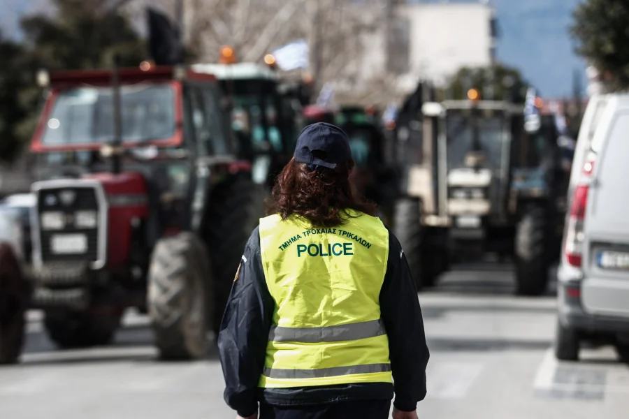 «Πλημμύρα» από τρακτέρ στην Αθήνα, εάν δεν ικανοποιηθούν οι αγρότες ...